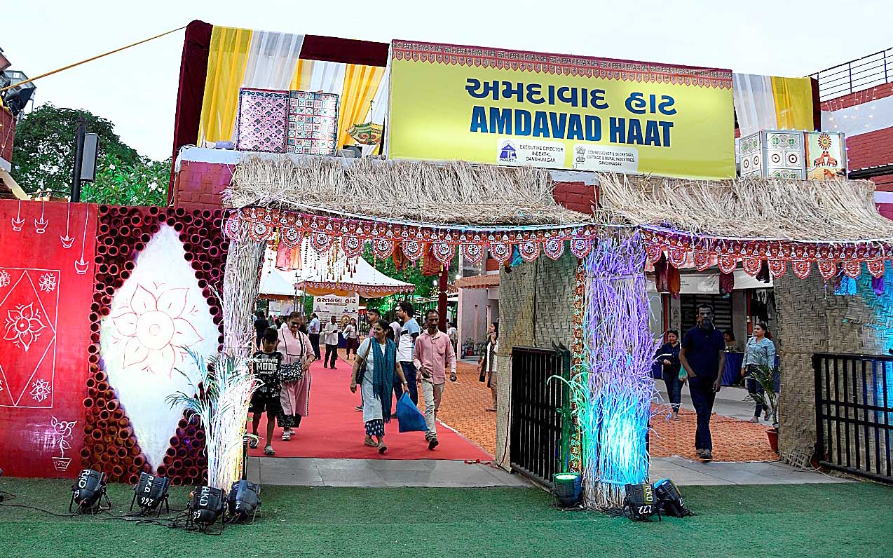 હસ્તકલાનાં કારીગરોએ બનાવેલી વસ્તુઓ ખરીદવી હોય તો પહોંચી જાવ અમદાવાદ ...