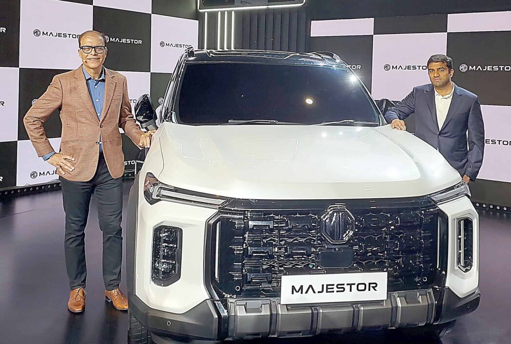 JSW MG Motor Showcases Next-Gen Mobility Solutions At Bharat Mobility ...